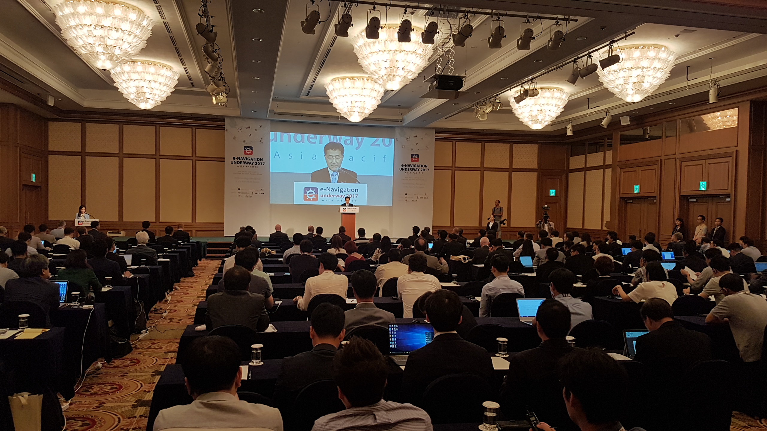 e-NAVIGATION UNDERWAY 2017 - ARA SYSTEM